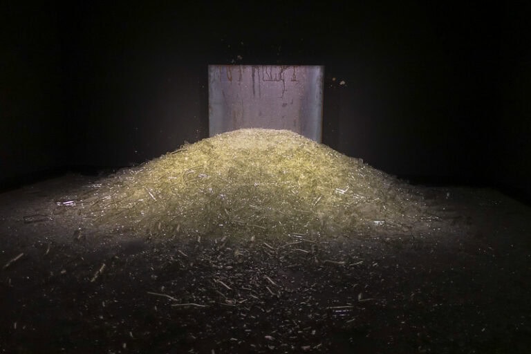 Visiting MONA, Tasmania - a Review for the Artistically Challenged