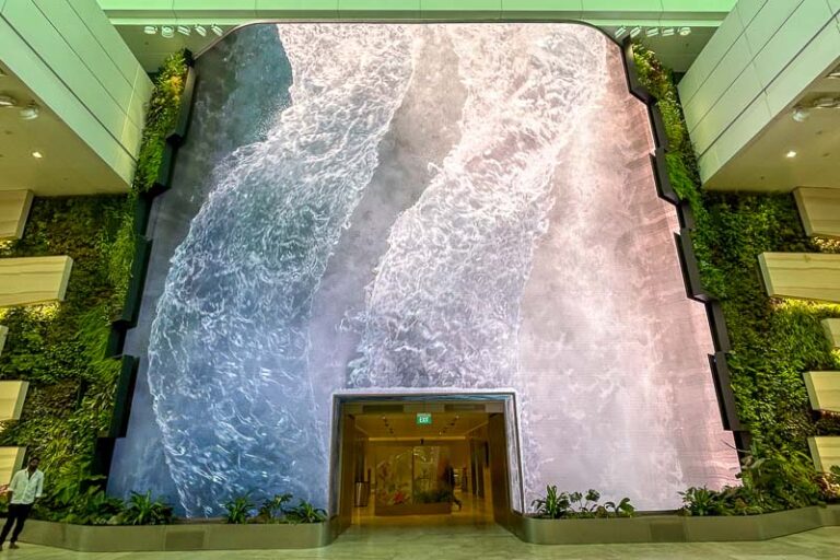 Attractions in Changi Airport for Your Layover